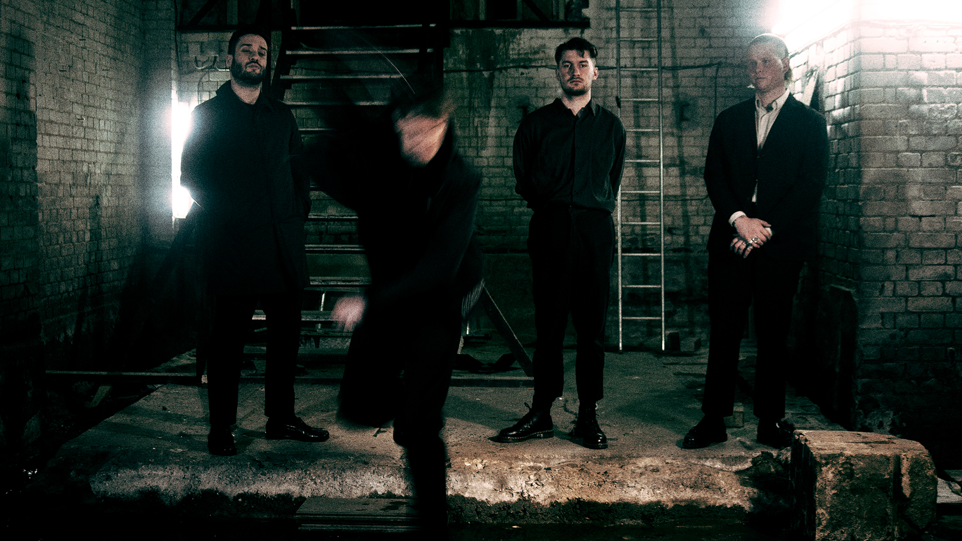 Bad Breeding + Pressure Pact + Azijnpisser - Effenaar