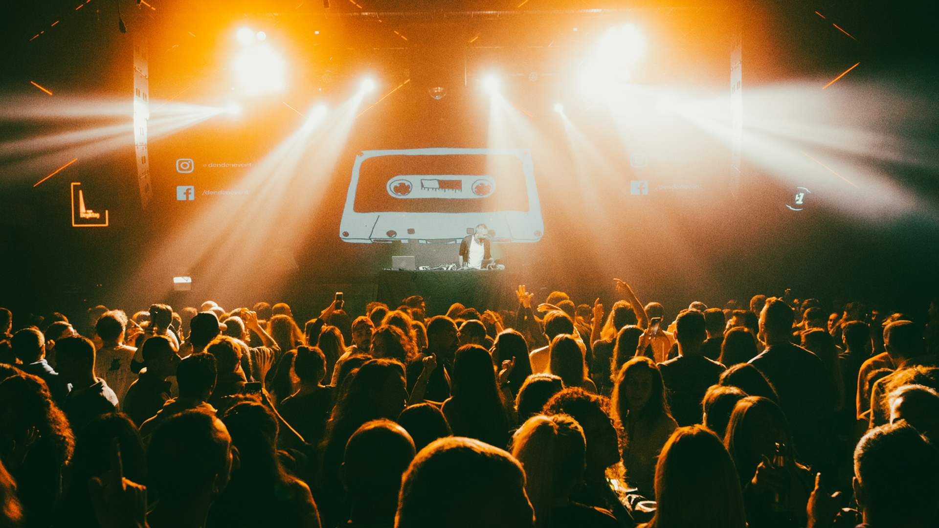 Turkish Pop Night in Effenaar - Effenaar